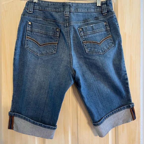 a.n.a | Shorts | Ana Denim Shorts Size | Poshmark